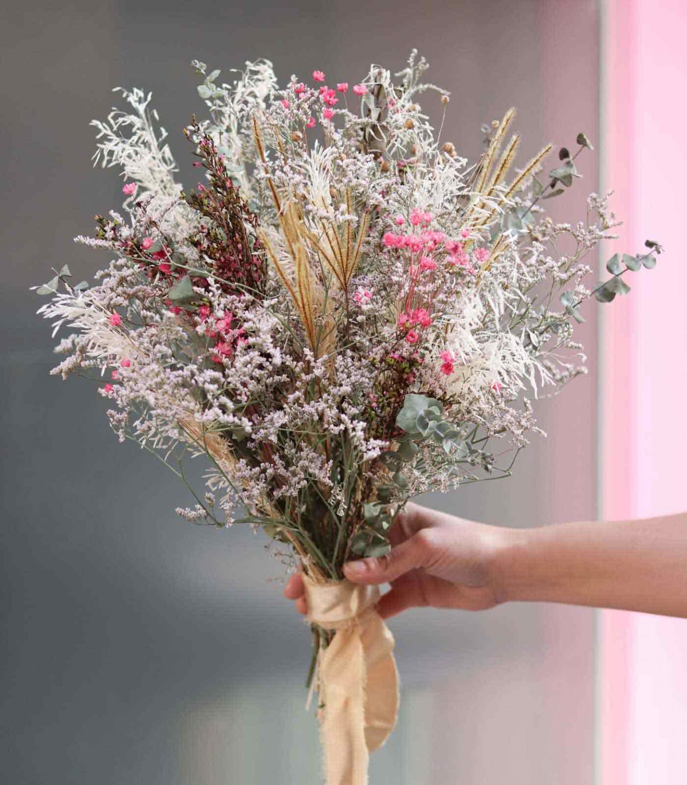 Ramo de novia preservado en blanco y burdeos - Cherry
