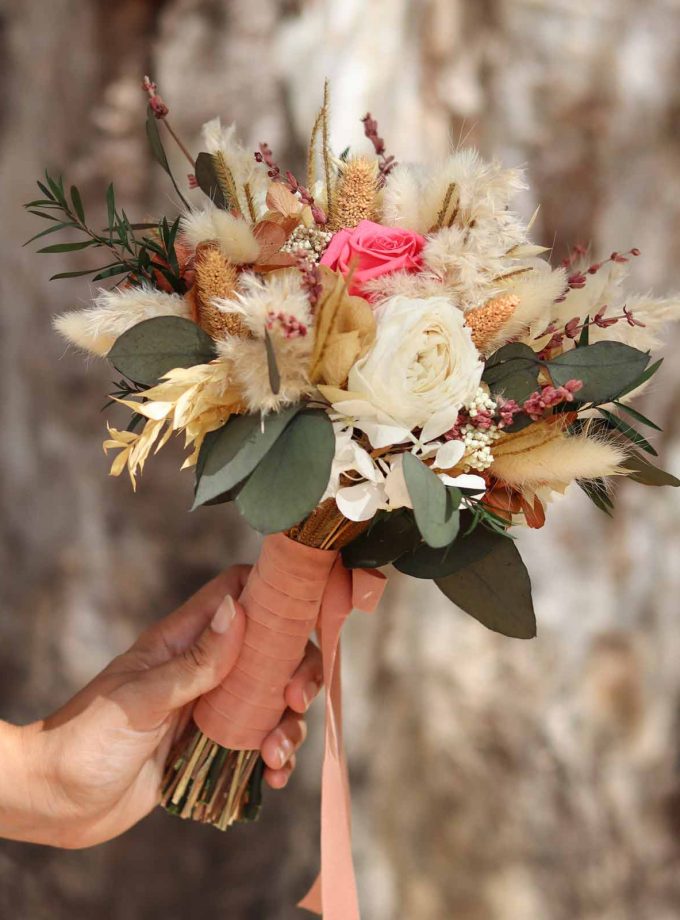 Romance- Ramo de novia realizado con flores preservadas - Aloe Lola