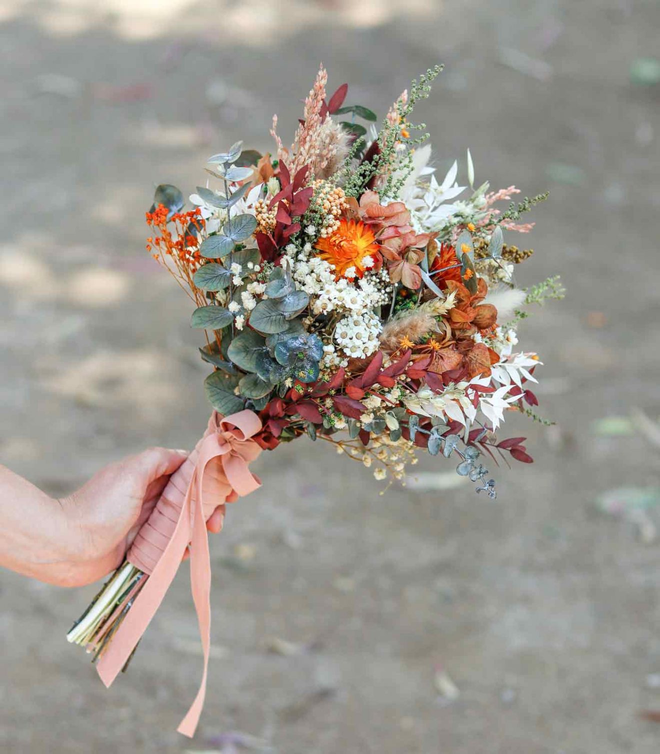 Ramo de novia silvestre en tonos azules y blancos - Celtic M